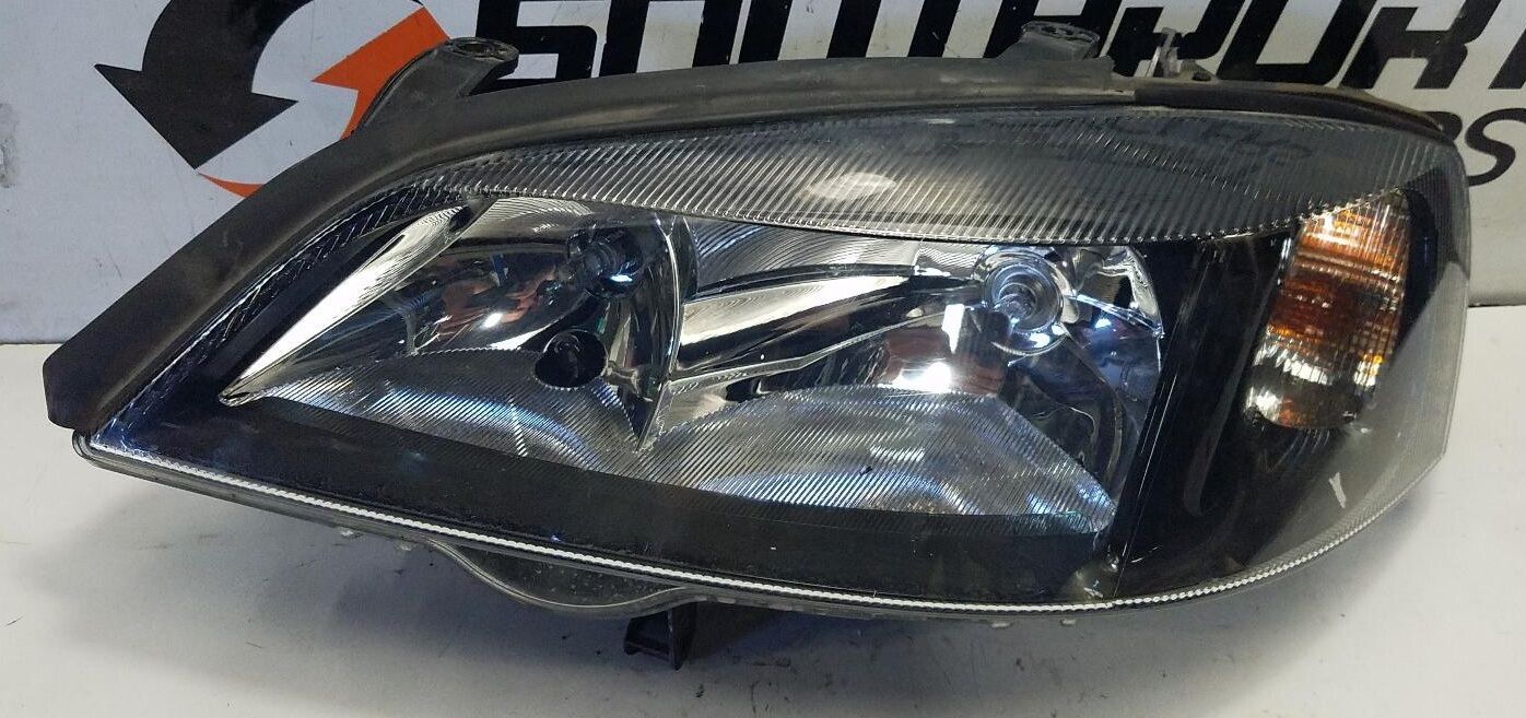 Left Hand Headlight (Black) suit Holden Astra TS 1998-2006